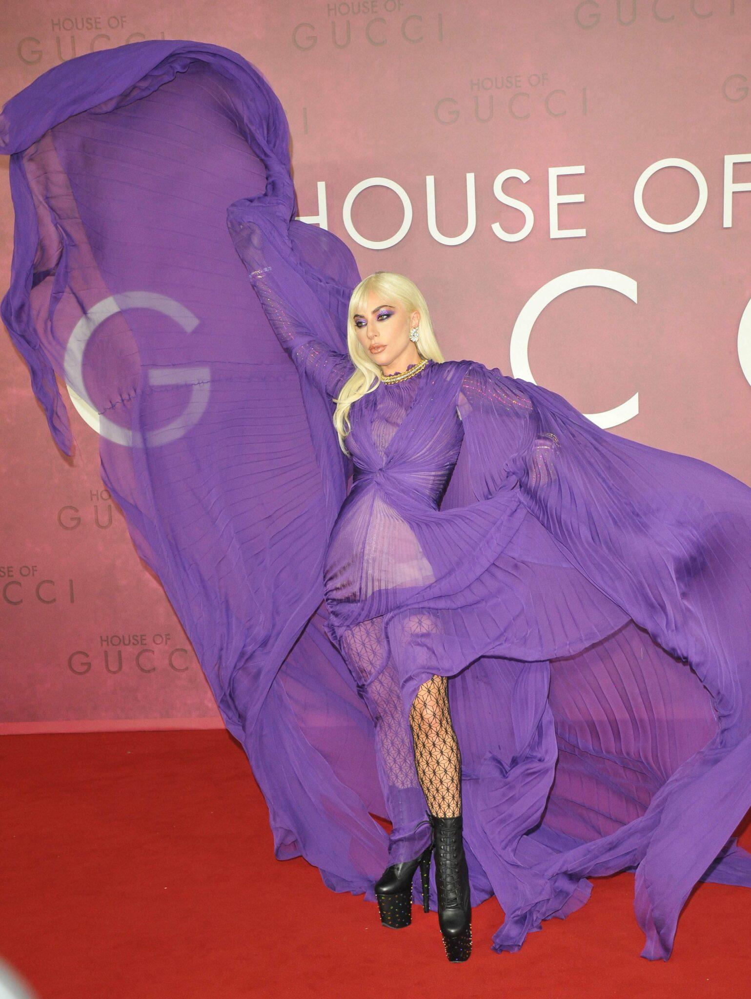 Lady Gaga Adam Driver Show Sizzling Chemistry At House Of Gucci