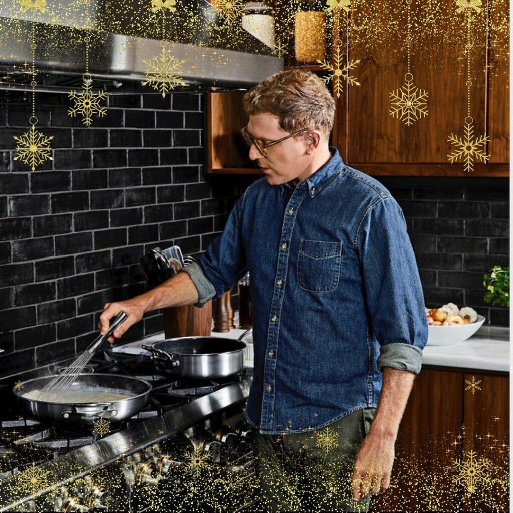 Celebrity Chef Bobby Flay Reveals His Go-To Super Bowl Menu!