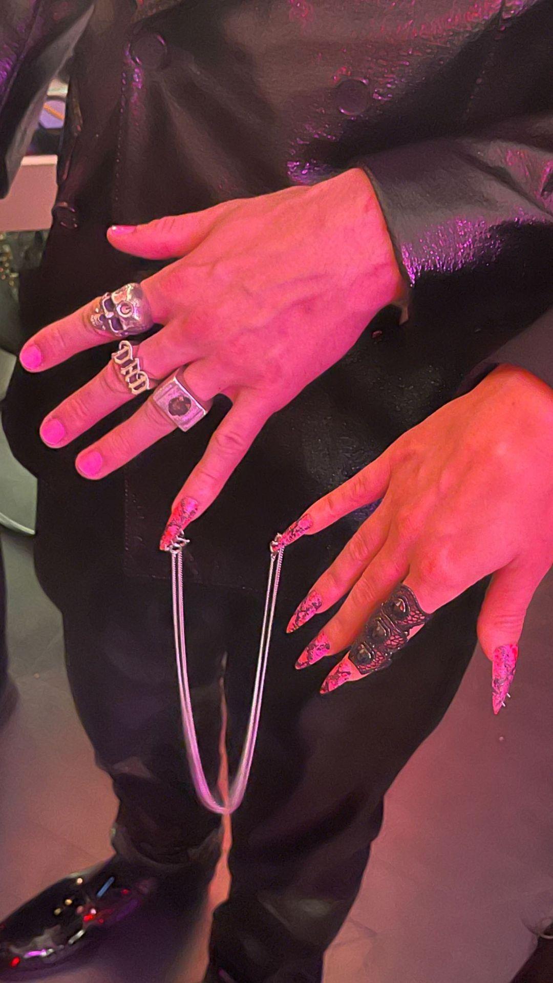 Megan Fox & Machine Gun Kelly Party CHAINED Together By Their Nails!