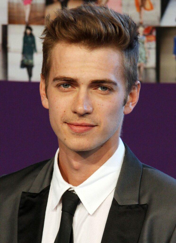 Hayden Christensen Reveals He Had A 'Vader Movement Specialist'