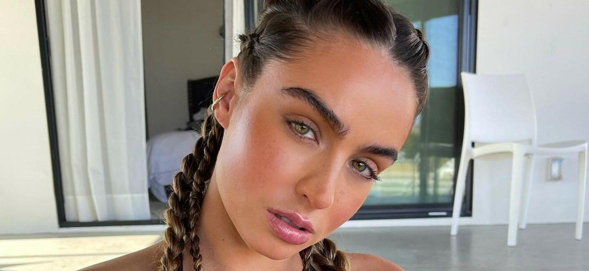 Sommer Ray In Her Brown Bikini Drops Jaws With Wet Rear View