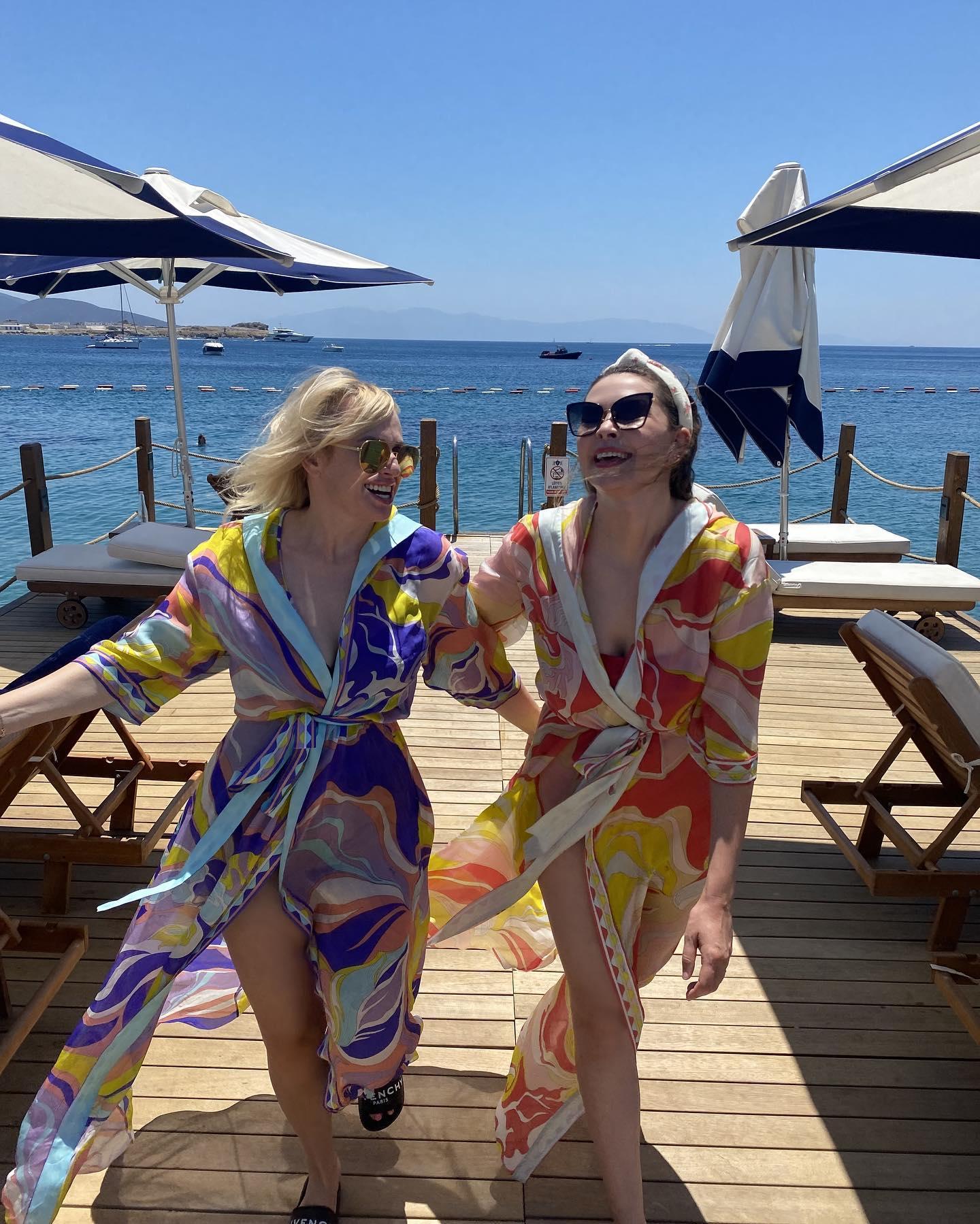 Rebel Wilson Is A 'Turkish Delight' In These Bathing Suit Snaps!