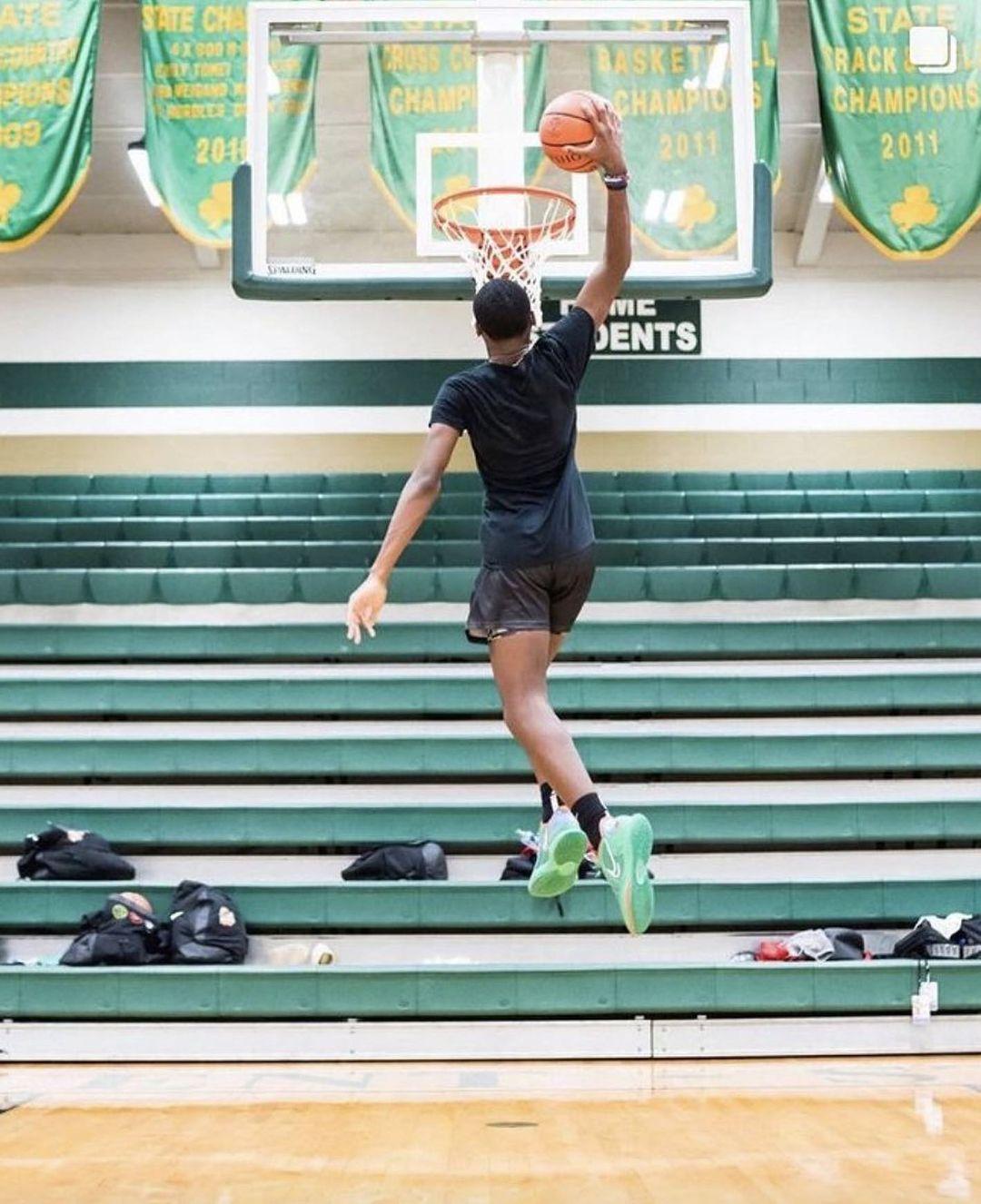 LeBron James' Son Bryce Received His First D1 College Offer