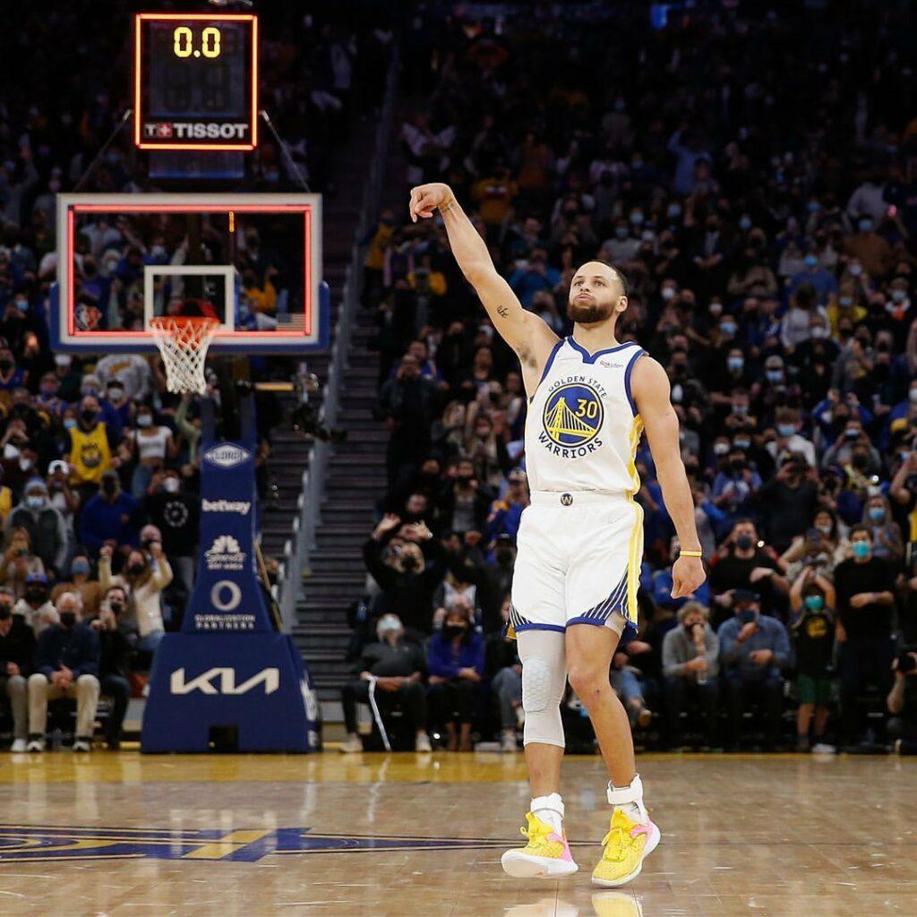 Steph Curry Makes Surprise Visit To Kid Shooting Hoops