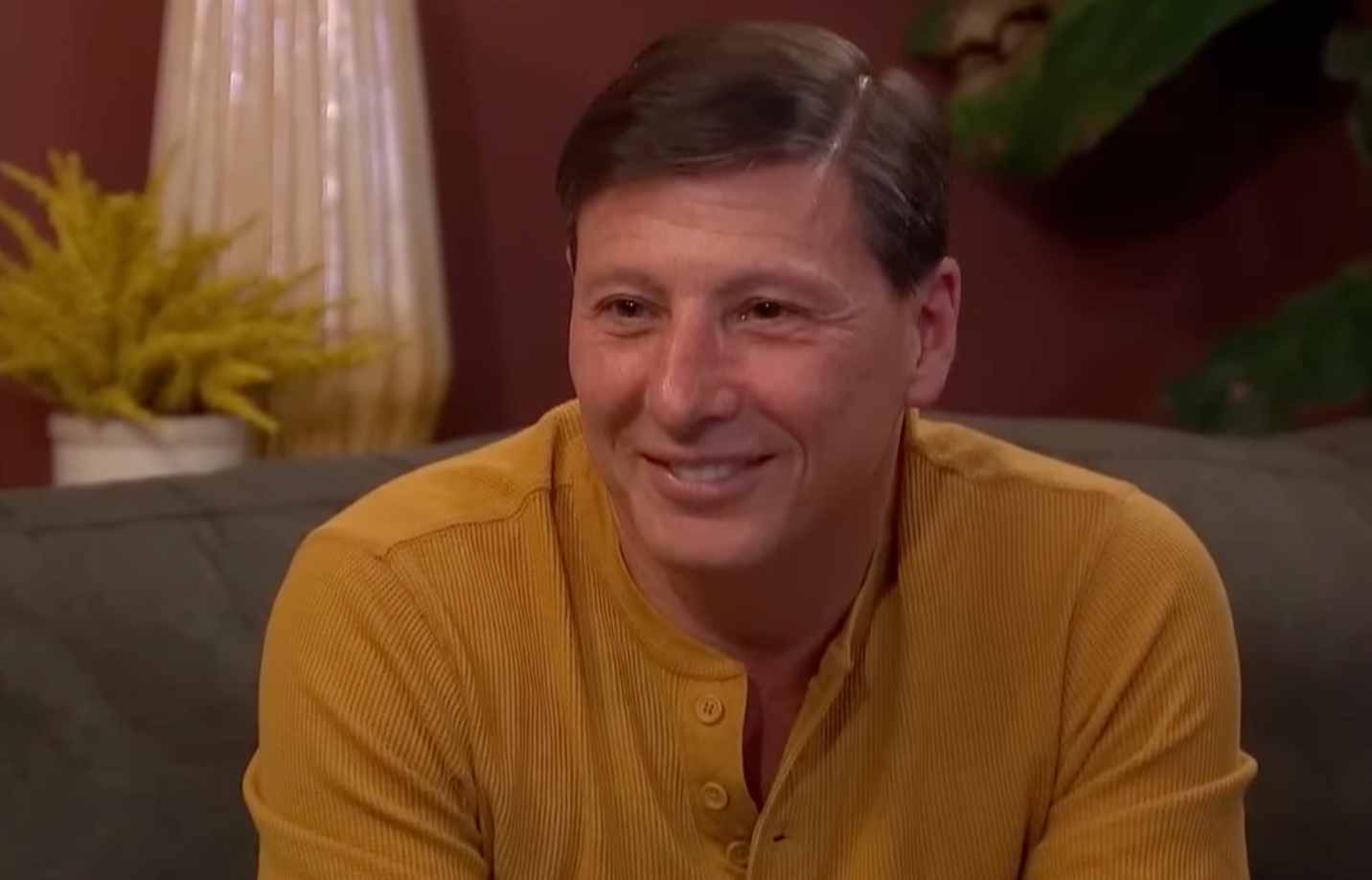 "Bachelorette" Finalist's Family BASHES Show Ahead Of Finale!