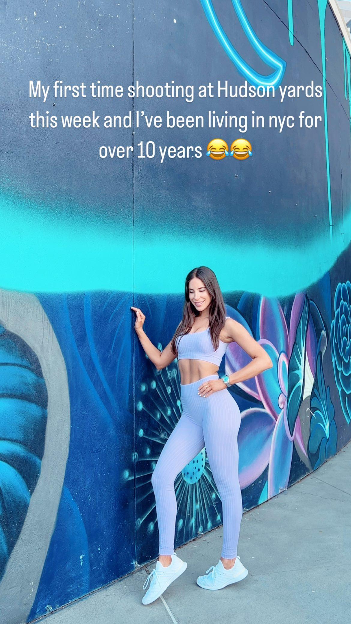 Jen Selter Flaunts Her Flexibility In New York City