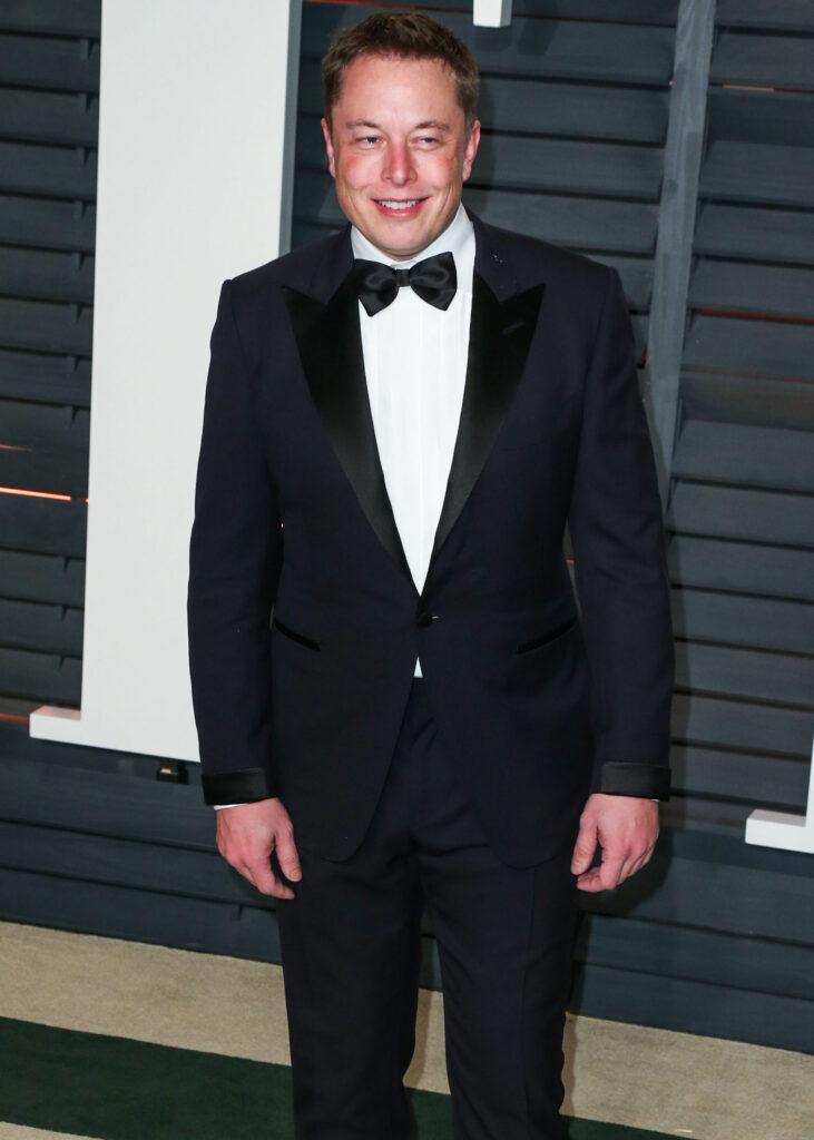 Grimes Calls Elon Musk & Mark Zuckerberg Fight 'Outlet For Trad ...