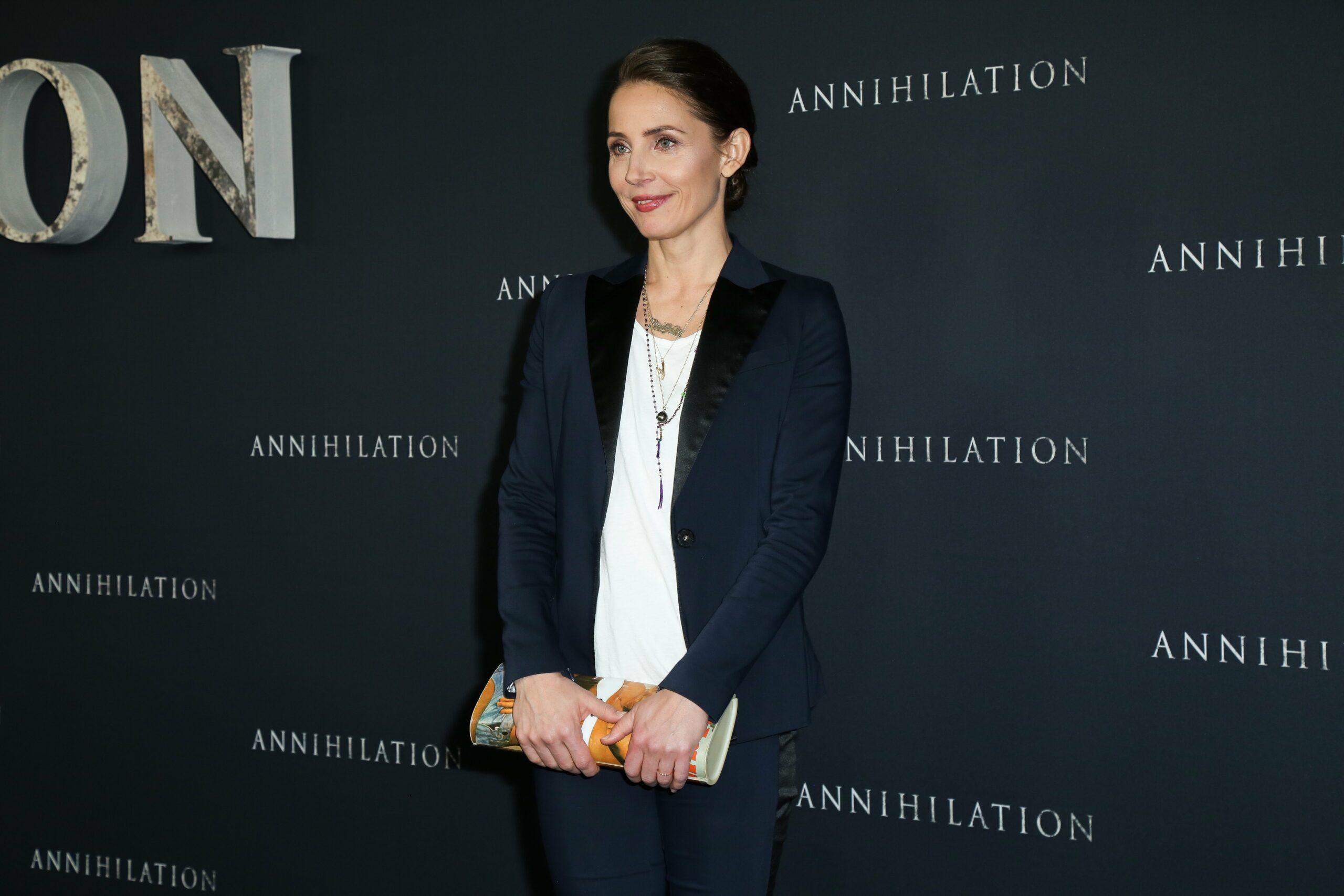 Hello Daddy! Alexander Skarsgard Seen Cuddling Newborn Baby