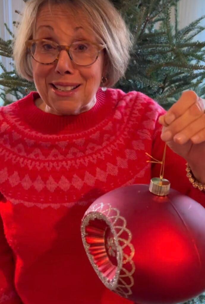 TikTok Babs Will Help Decorate Your Xmas Tree With These Tips