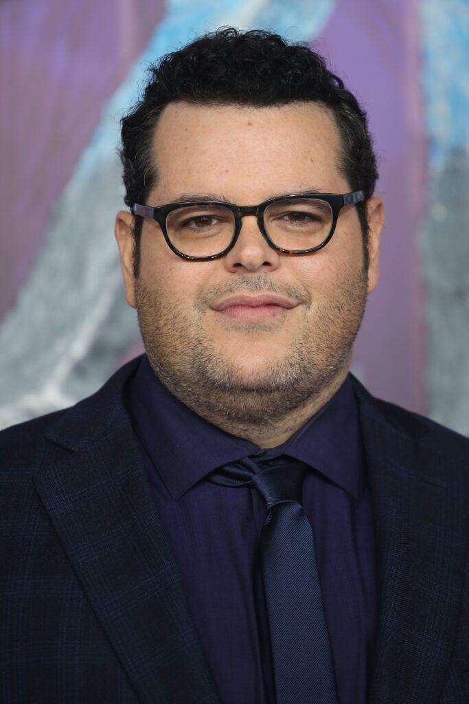 'Frozen ' Star Josh Gad Saved 'Olaf From Being Murdered'