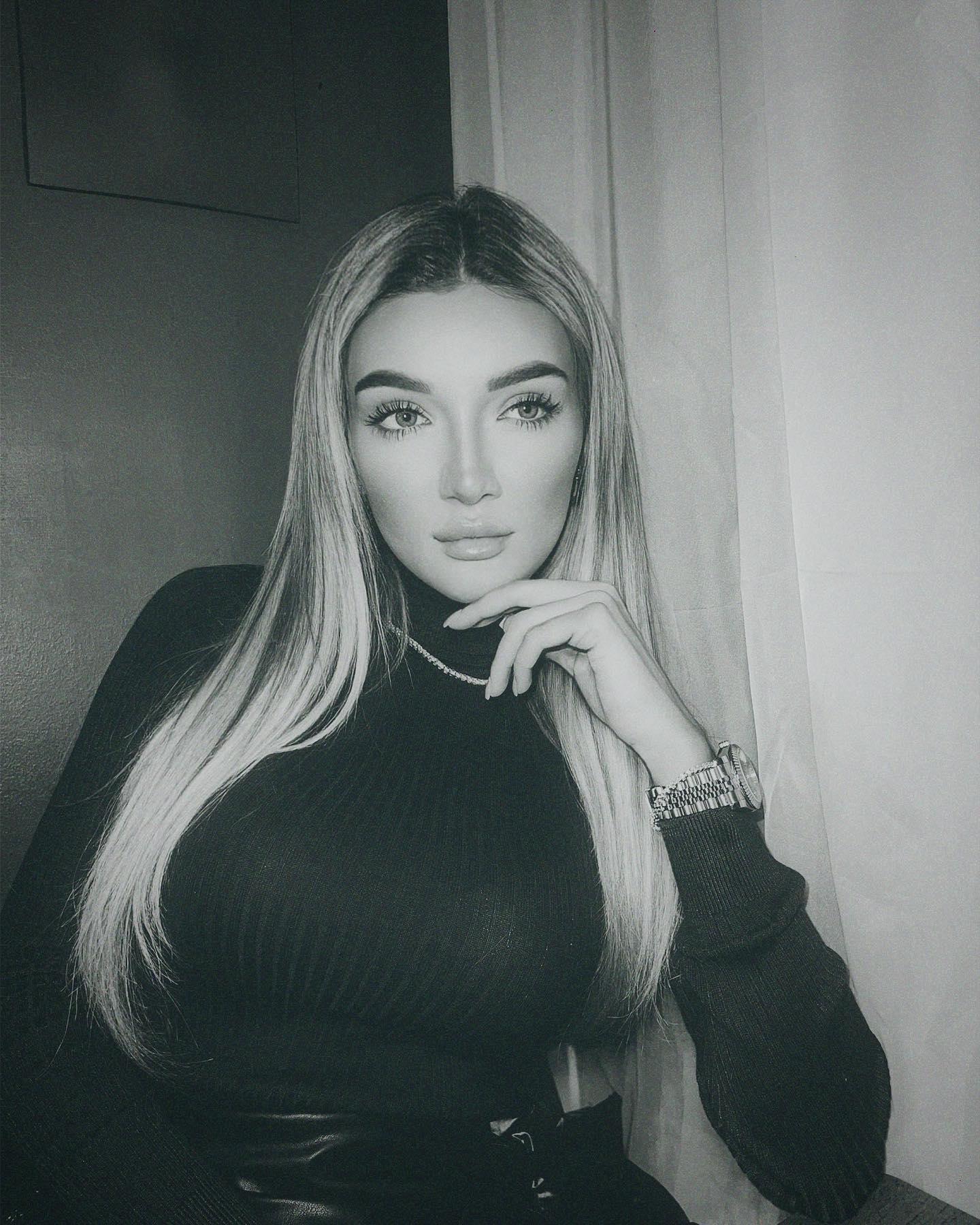 Beaux Raymond Teases Her 'Happily Ever After' In A Tiny Crop Top