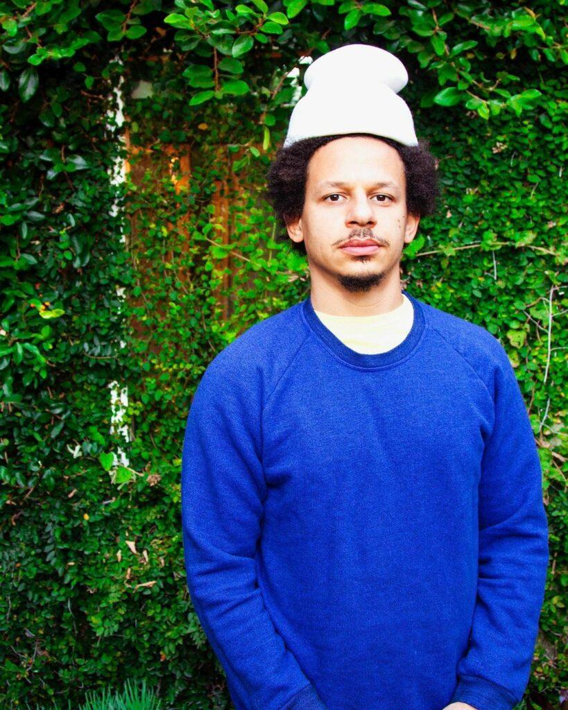 Emily Ratajkowski & Eric André Seen On Lip-locking Filled Vacation