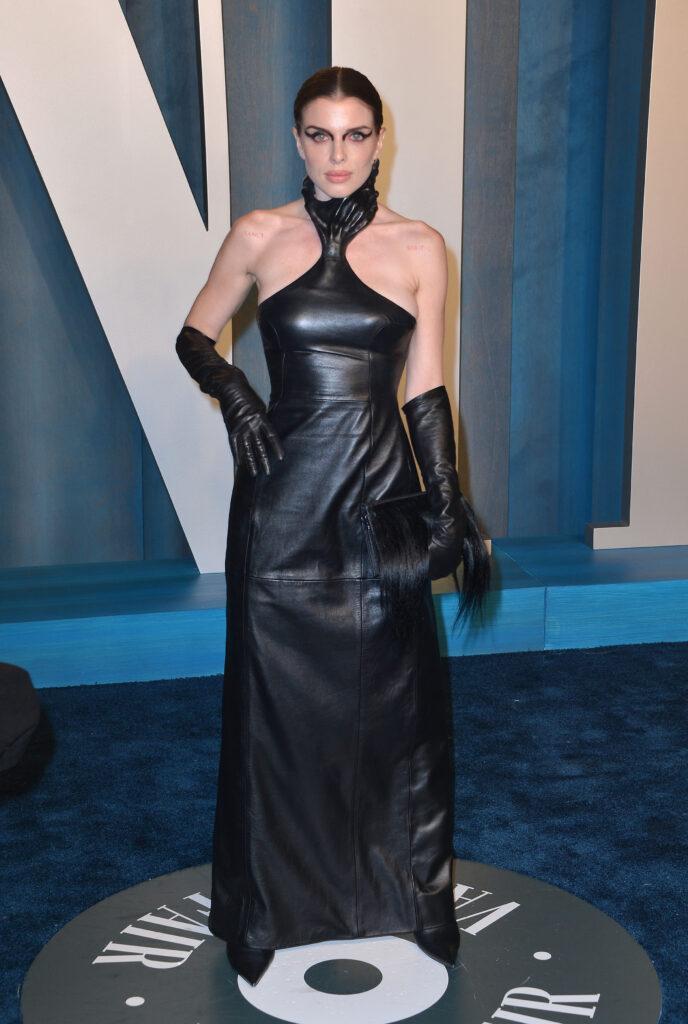 Julia Fox Discusses Brother's Arrest In Emotional Video