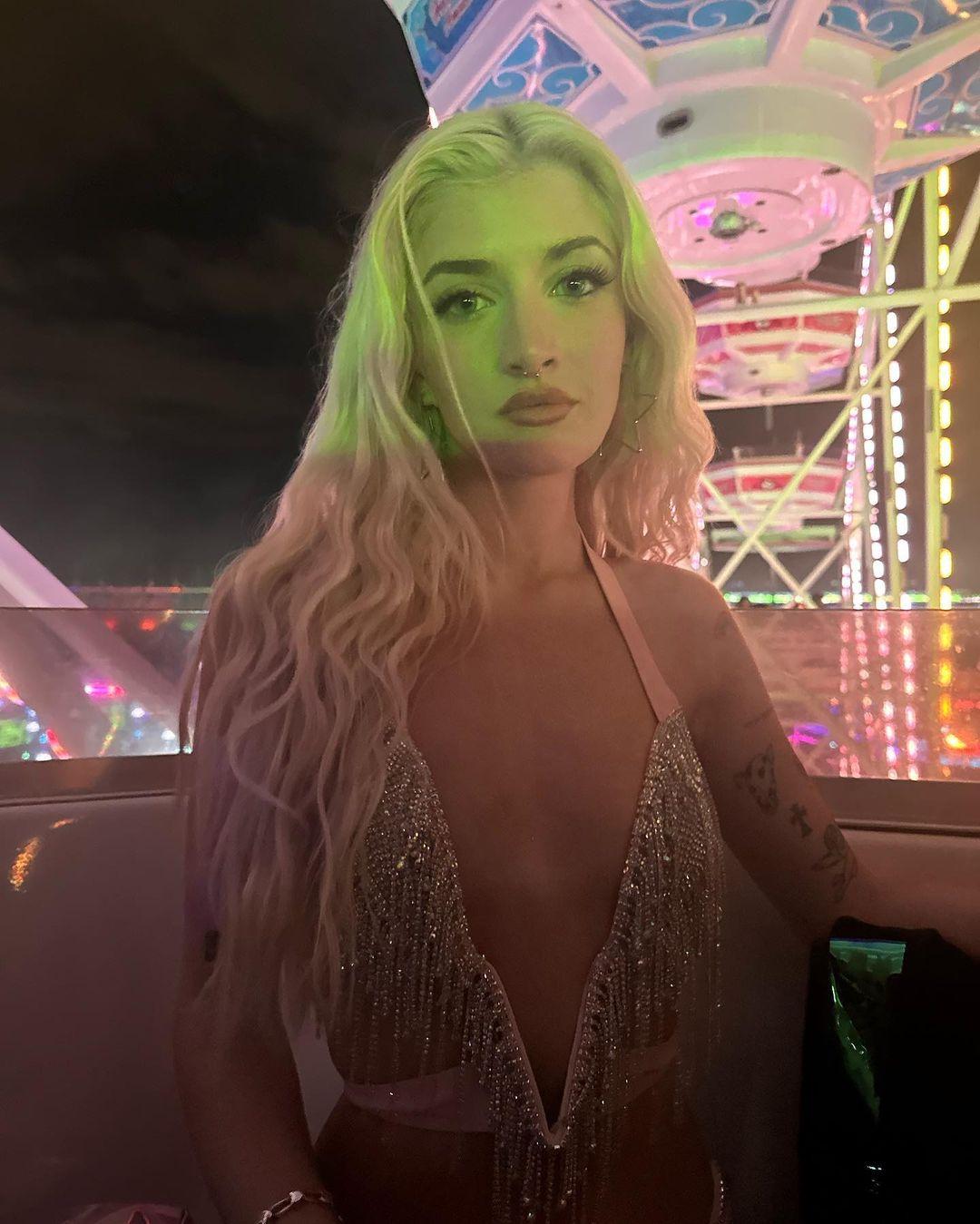 Sami Sheen Teases New OnlyFans Content From The Bathtub