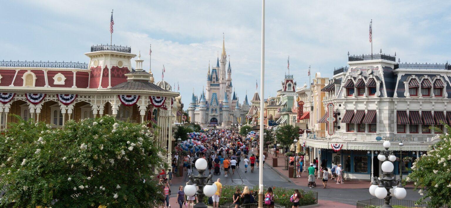 Select Disney Guests Can Save BIG On Disney World VIP Tours