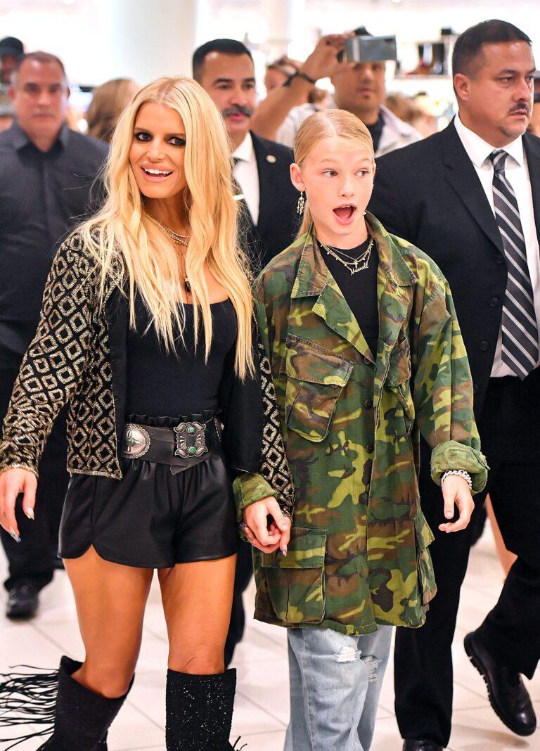 Jessica Simpson In Heels And Her Bikini Gives Off Neon Energy