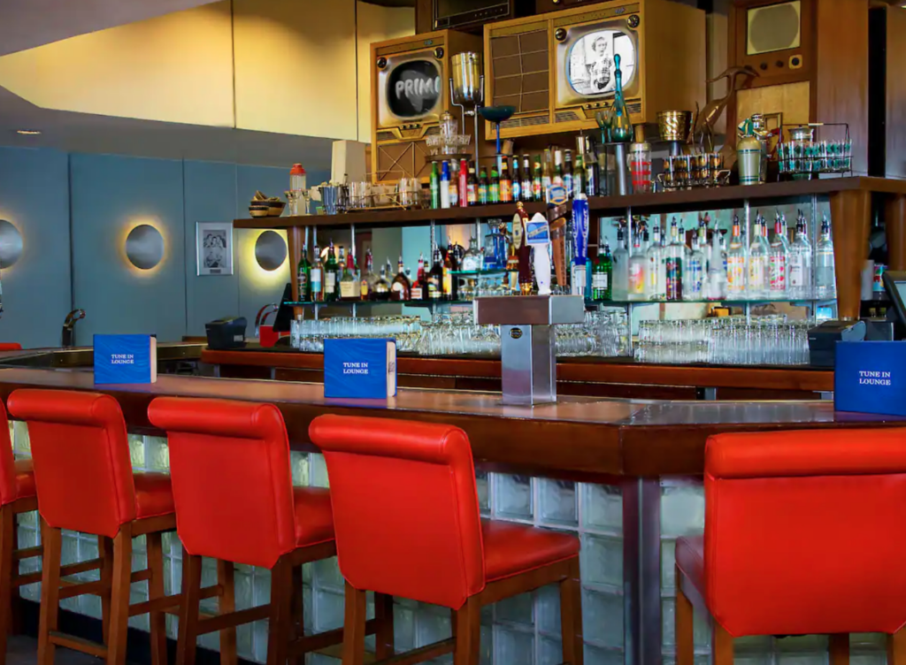 Travel Back To The 50s At This ‘Hidden’ Disney Bar