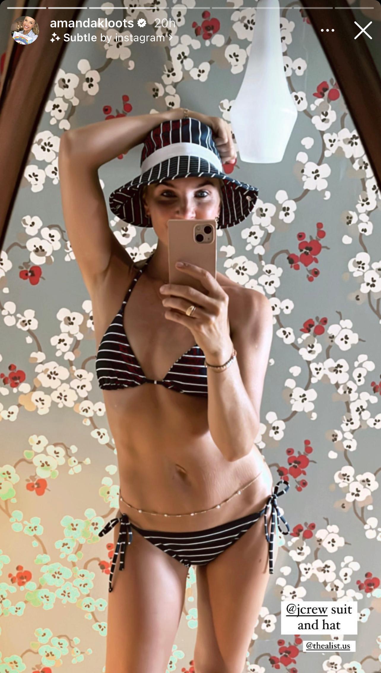 Amanda Kloots Shows Off Her Toned Midriff In Matching Bikini