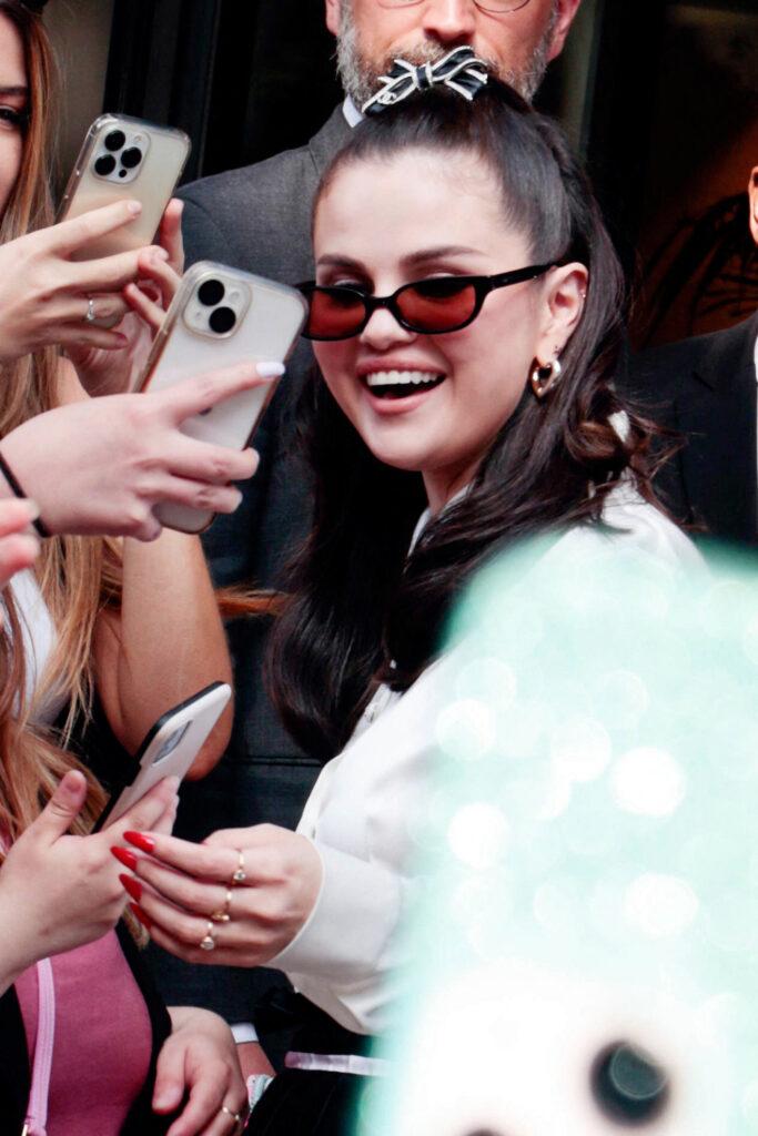 Selena Gomez Announces 'Fun Little Song' For Summer!