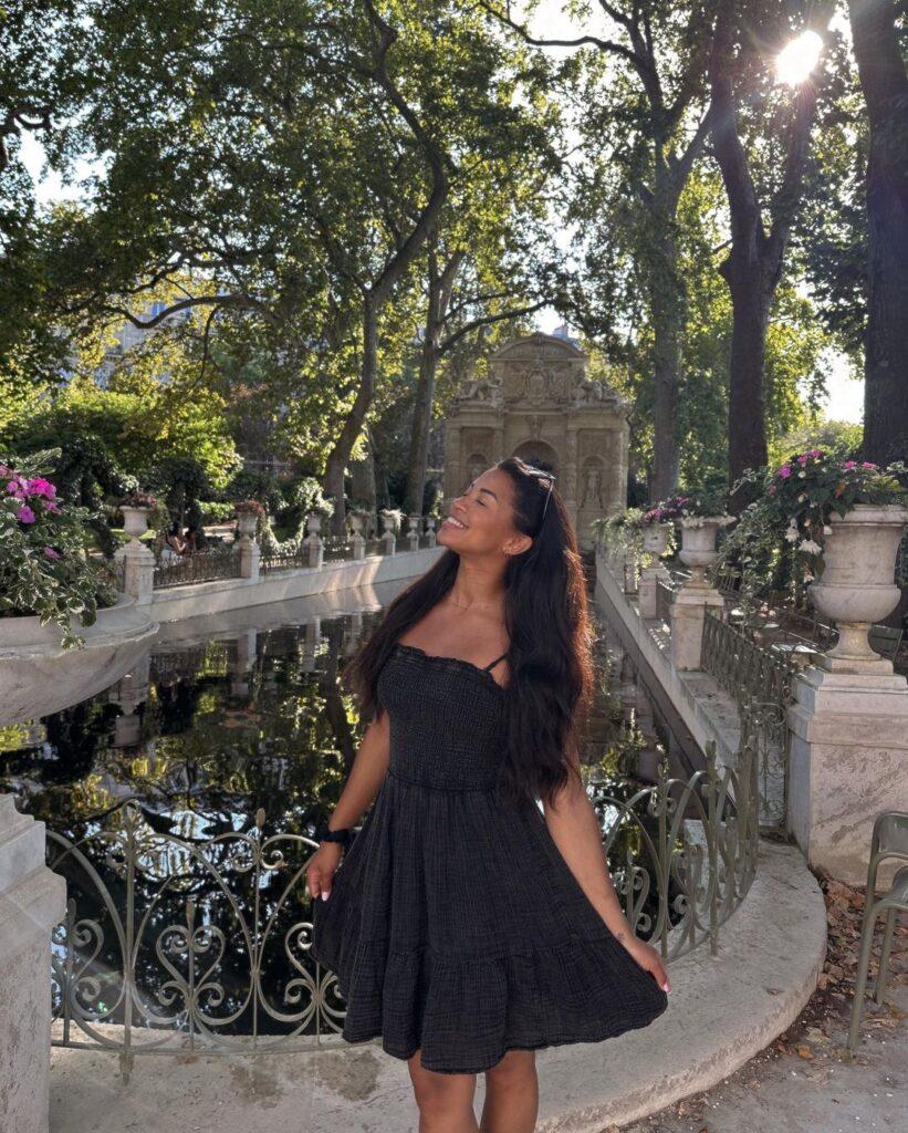 'Bachelor' Alum Attend Hannah Godwin & Dylan Barbour's Wedding