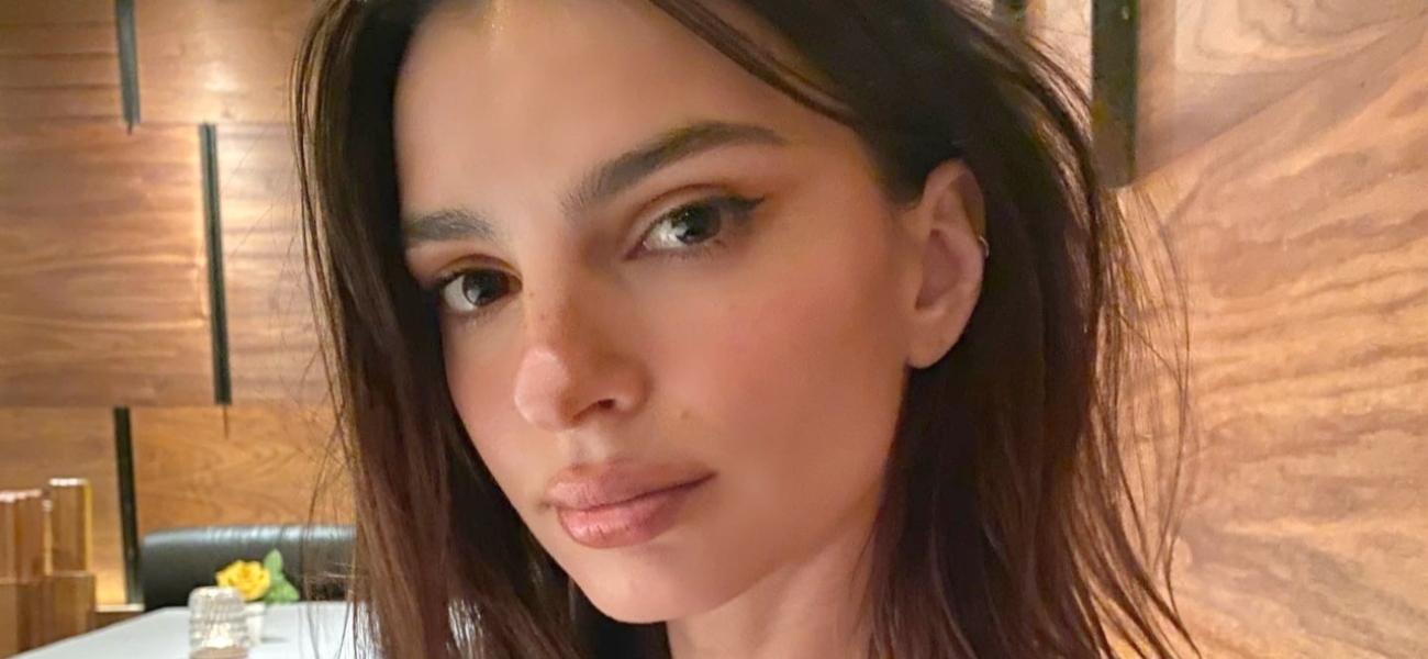 Emily Ratajkowski In Bikini With A Coconut Challenged By Fans