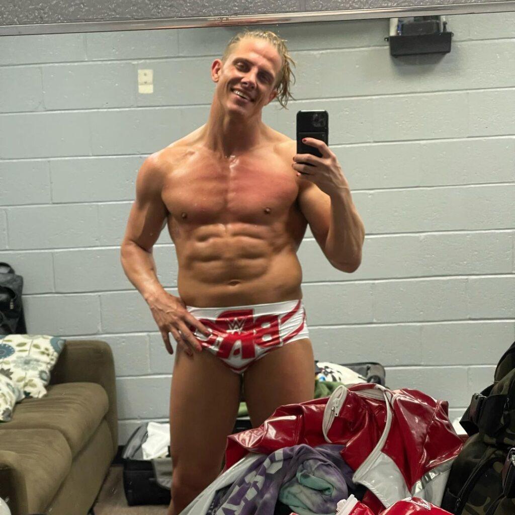 Ex-WWE Star Matt Riddle Causes Drunken Scene At Airport Ex-WWE Star Matt Riddle Causes Drunken Scene At Airport