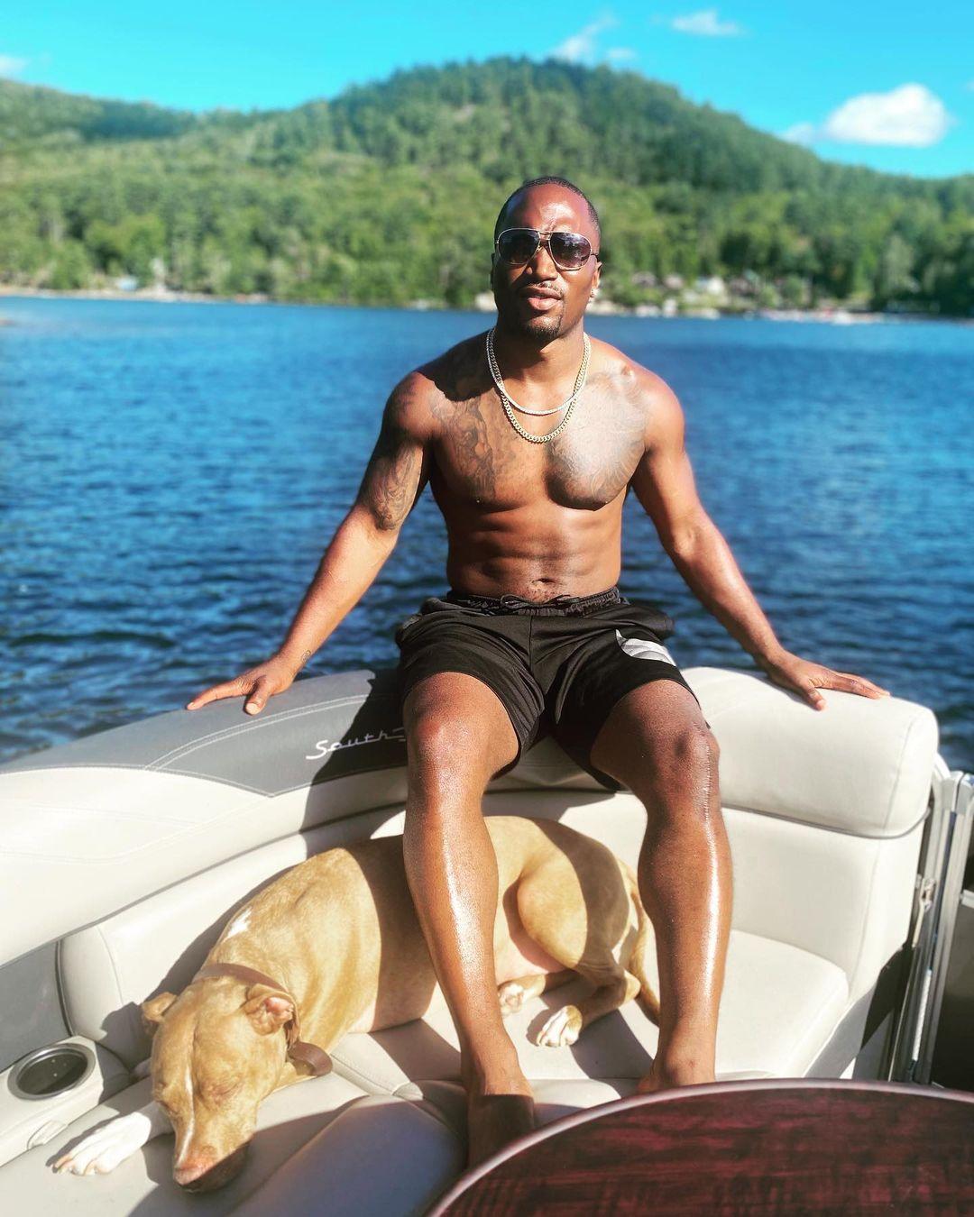 NFL's Dion Lewis Arrested, Threatens To Spit In Police Officer's Face