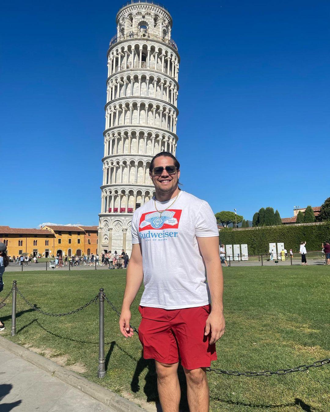 Ex-NFL Player Anthony Chickillo Tased By Cops After 'Meltdown'