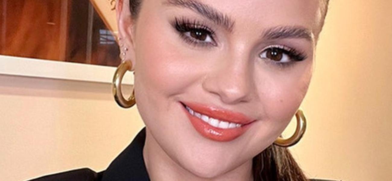 Selena Gomez In Wet Swimsuit Has 'Something About Her'