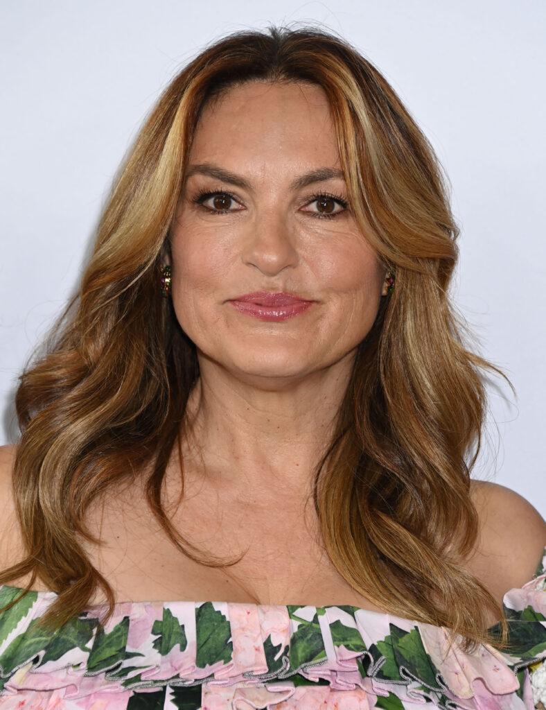 'Law & Order' Star Mariska Hargitay Is In Her 'Super Bowl Era' [PHOTOS]