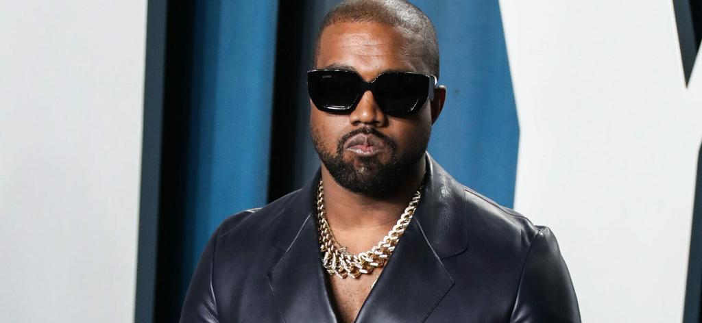 Kanye West Officially Files To Legally Change His Name To 'YE' Kanye West Officially Files To Legally Change His Name To 'YE'