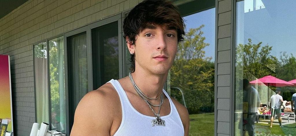 Bryce Hall Slams Paul Brothers, Calls Them Most 'Two Faced Influencers'