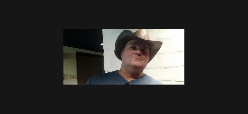 'The Voice' Star Thomas Wells Dies After Dragged Into 'Conveyer Belt'