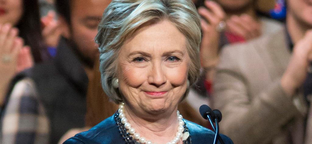 Hillary Clinton Celebrates The End Of 'SNL' Era For Pete Davidson And ...