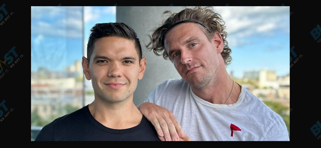 'Love Is Blind's' Kyle Abrams Kisses & Cuddles While Debuting New ...