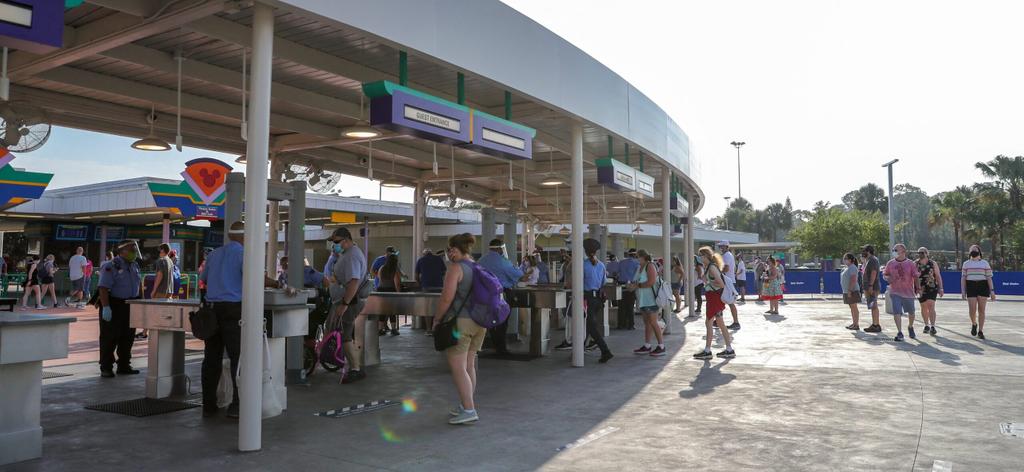 Police Presence Spotted Outside Of Walt Disney World Resort