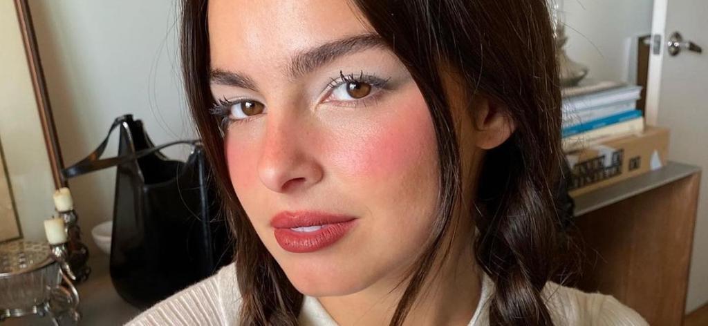 Addison Rae Sucking Her Cherry In Skimpy Bikini Is 'A 10'