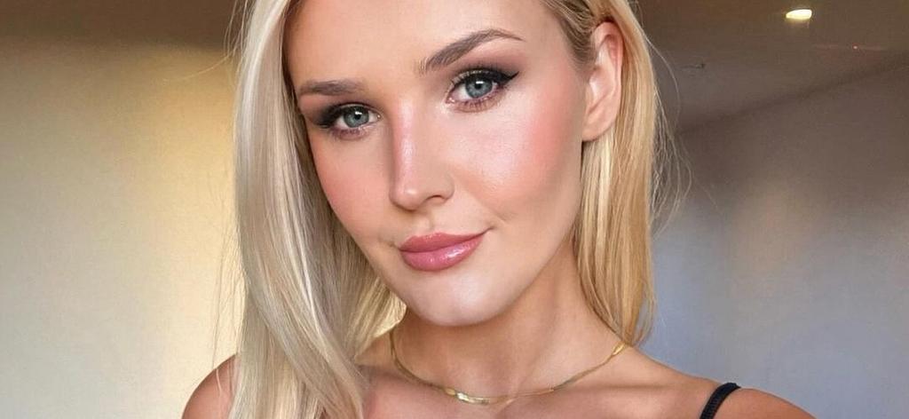 'California Girl Next Door' Allie Dunn Is Cheeky In Her Bikini