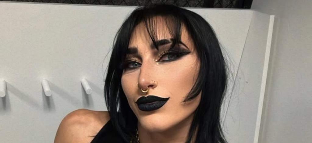 Rhea Ripley Shows Off Her Toned Body In Lingerie Photo