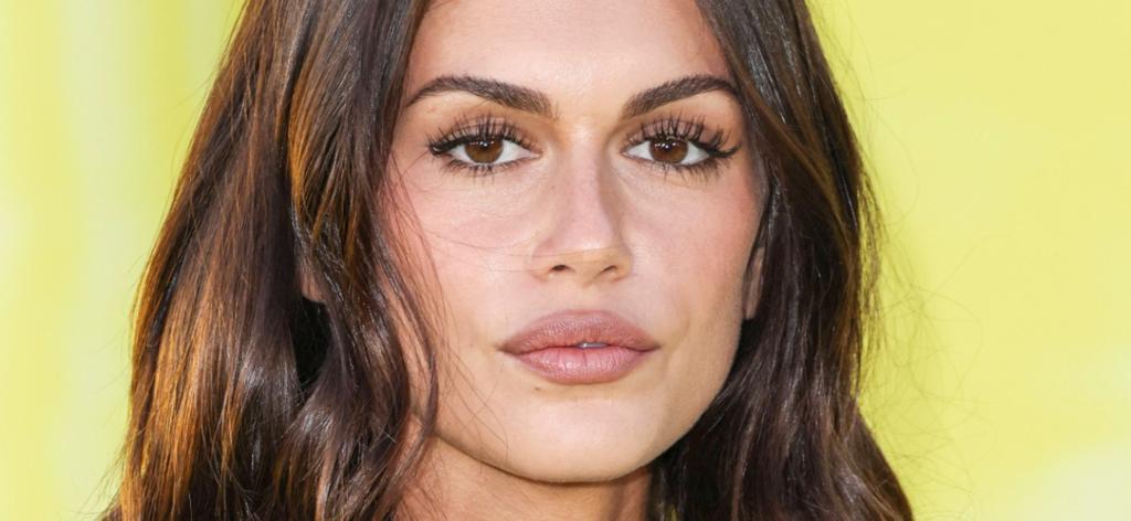 Kaia Gerber 'Scary Skinny' In String Bikini On Mexico Beach