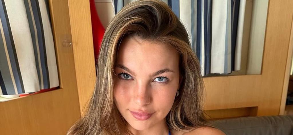 Grace Boor In Tiny Pink Bikini Has 'Great Qualifications'