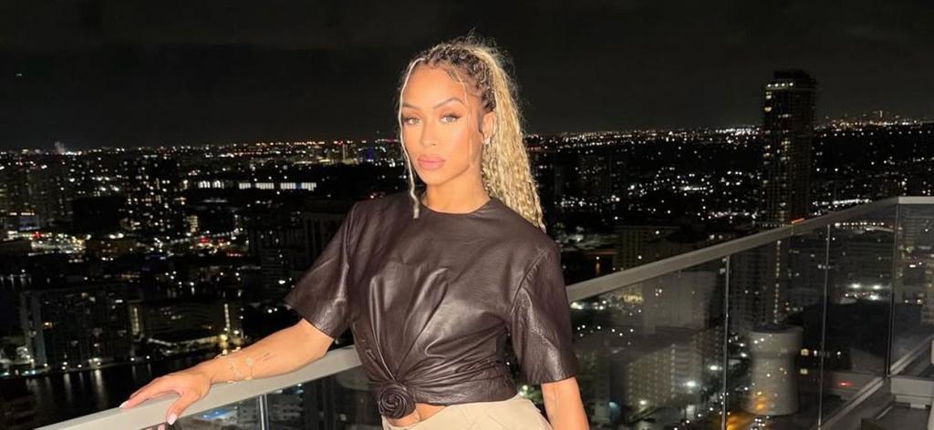 Jilly Anais Flaunts Bikini Body In Honeymoon Snaps