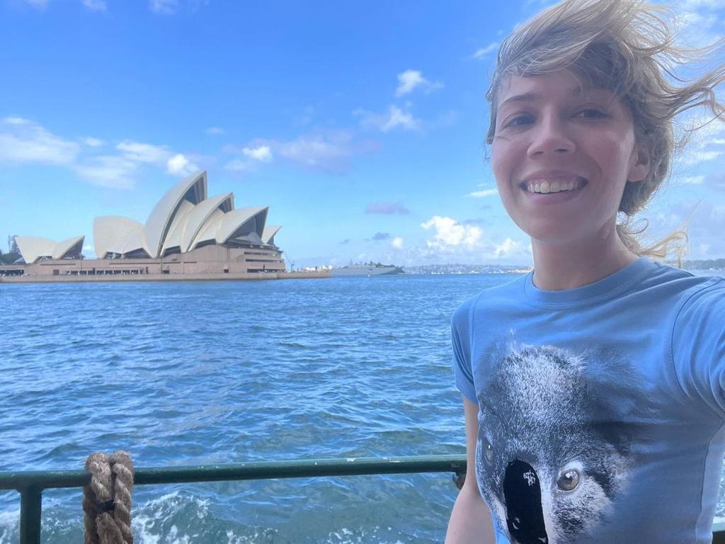 Jennette McCurdy Shares Amazing Time At Sydney Opera House