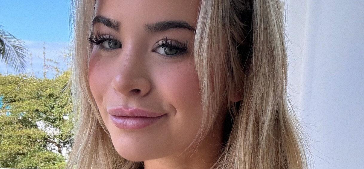 Emily Elizabeth Lets Assets Bounce In The Tiniest Bikini She Owns