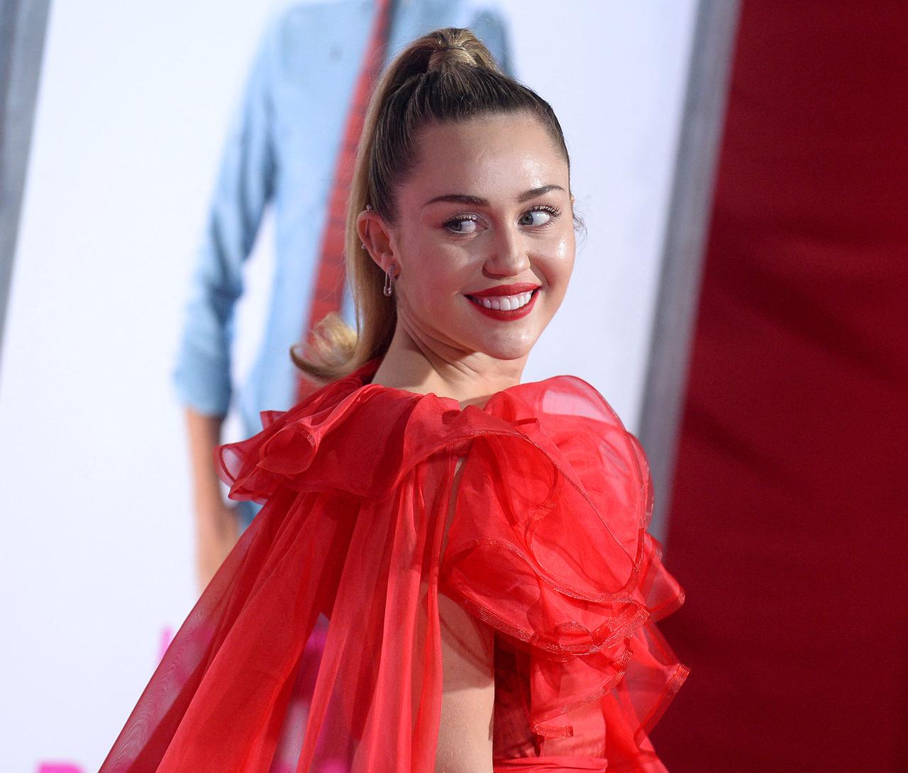 Miley Cyrus Blamed For Weed But Reveals Truth Years Later