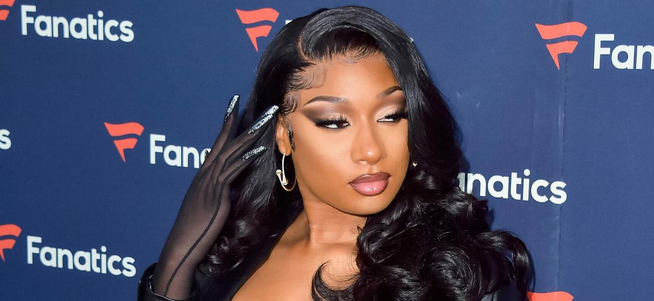 Megan Thee Stallion Shows Off Mad Twerking Skills In Booty Shorts