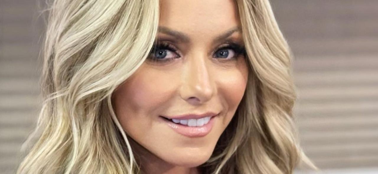 Kelly Ripa In Leggy Shorts 'Accidentally Caught On Camera'