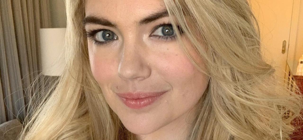 Kate Upton In Bikini And High Heels Highlights 'Zero Gravity' Effect