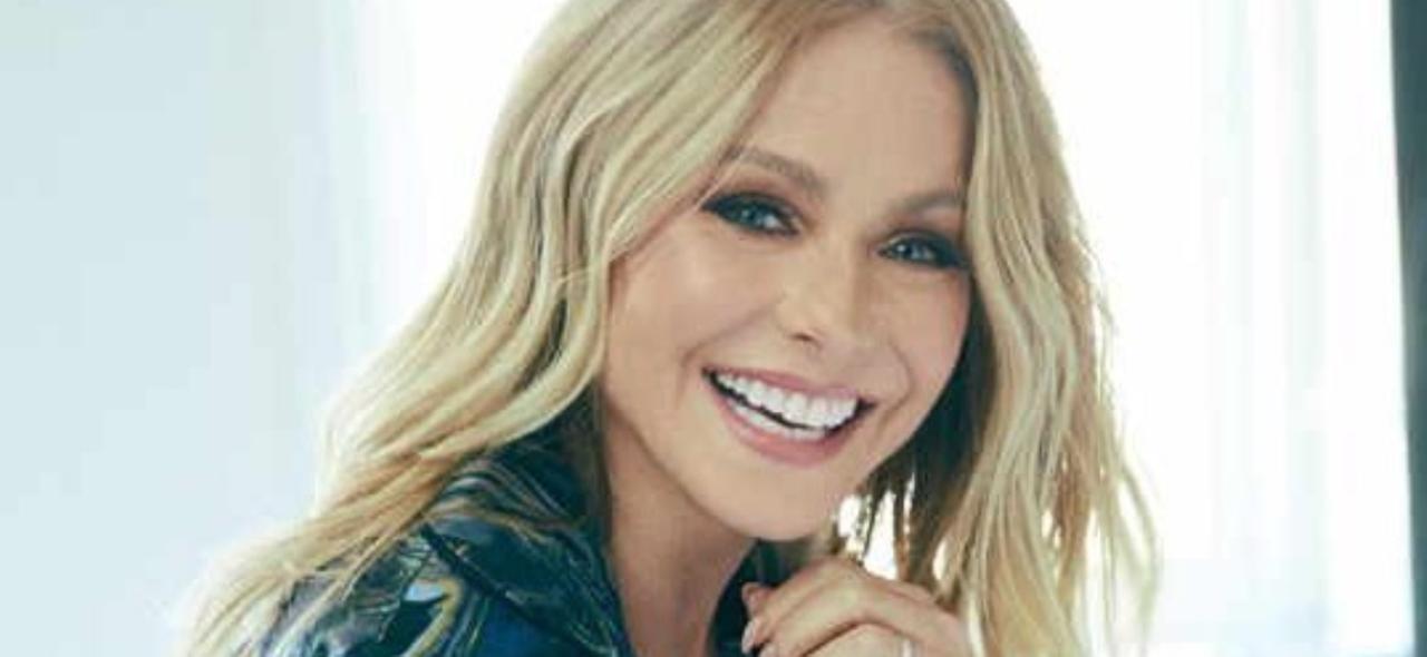 Kelly Ripa In Strappy Swimsuit With Wet Hair Shows 'Summer'