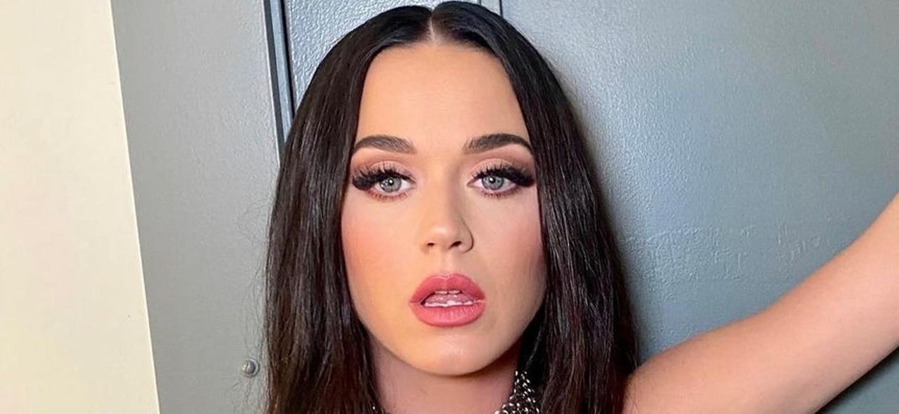 Katy Perry Makes Jaws Drop With A Selfie In Her Tiny Bikini